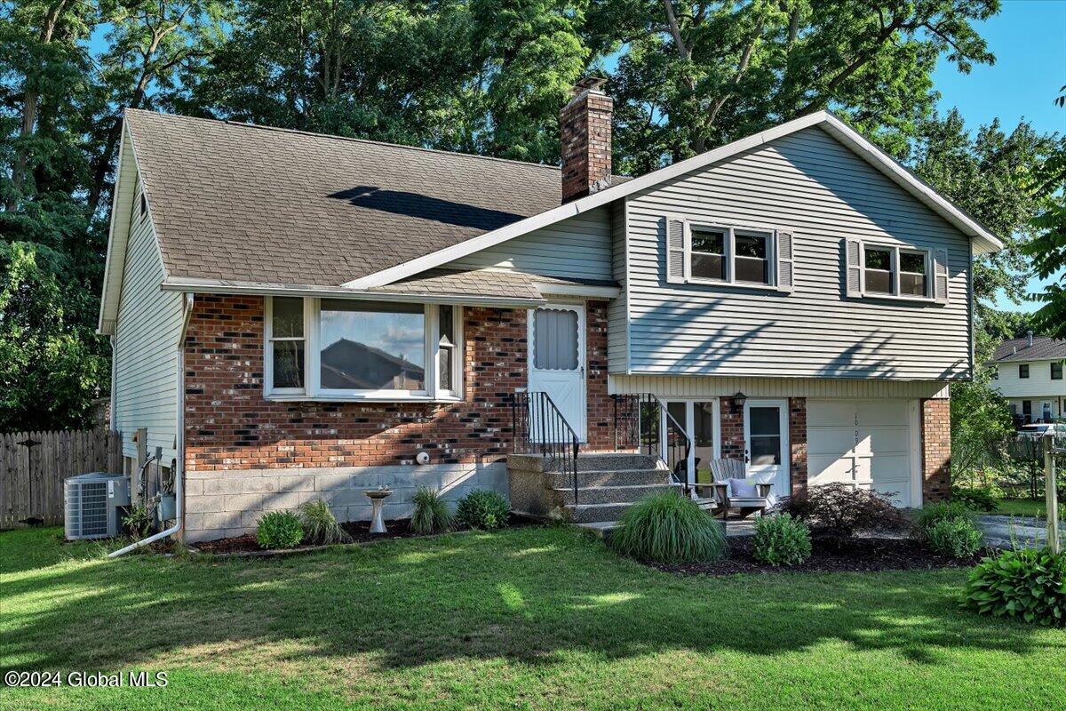 1009 Valentine Drive in Schenectady, NY Listed For $279,900.00 by ...