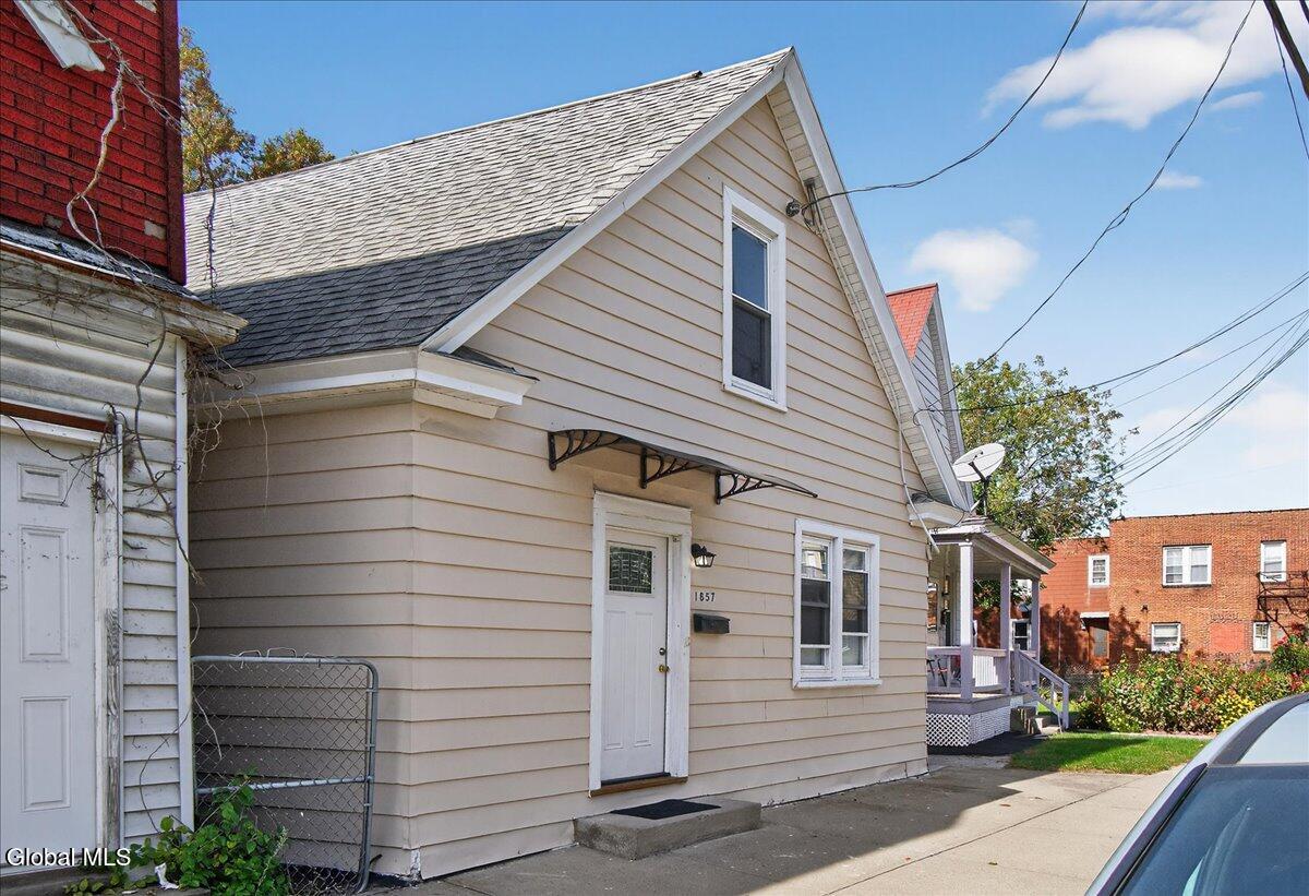 1857 Foster Avenue, Schenectady, NY - Property Listing from Davies-Davies